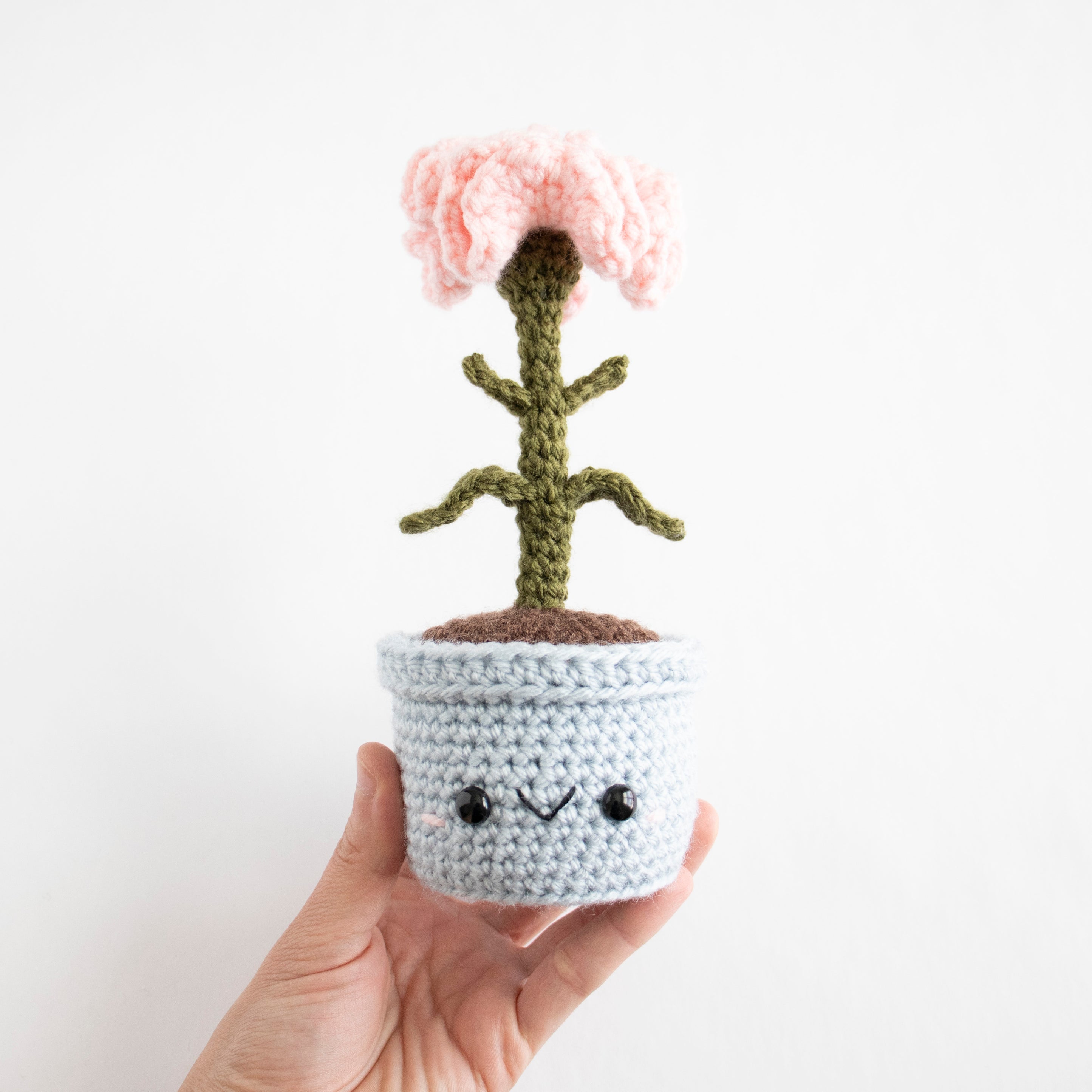 Crochet Pattern: Carnation, PDF Amigurumi Pattern – A Menagerie of Stitches